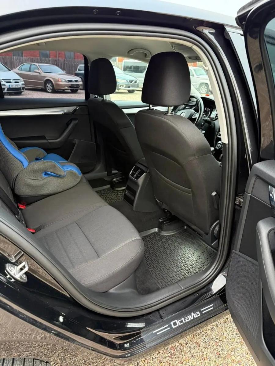 Melns Skoda Octavia 2016 Ventspils, ar dzinēja tilpumu 1.40 L un nobraukumu 202 tūkst. km par 7800 €, foto 13 vietnē AUTOMOTO.COM.LV