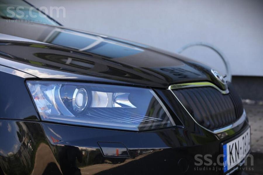 Black Skoda Octavia 2016 in Riga, with an engine capacity of 1.40 L and mileage of 159 thousand km for 7495 €, photo 8 on AUTOMOTO.COM.LV