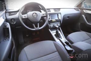 Black Skoda Octavia 2016 in Riga, with an engine capacity of 1.40 L and mileage of 159 thousand km for 7495 €, photo 9 on AUTOMOTO.COM.LV