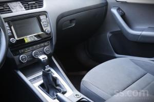 Black Skoda Octavia 2016 in Riga, with an engine capacity of 1.40 L and mileage of 159 thousand km for 7495 €, photo 10 on AUTOMOTO.COM.LV