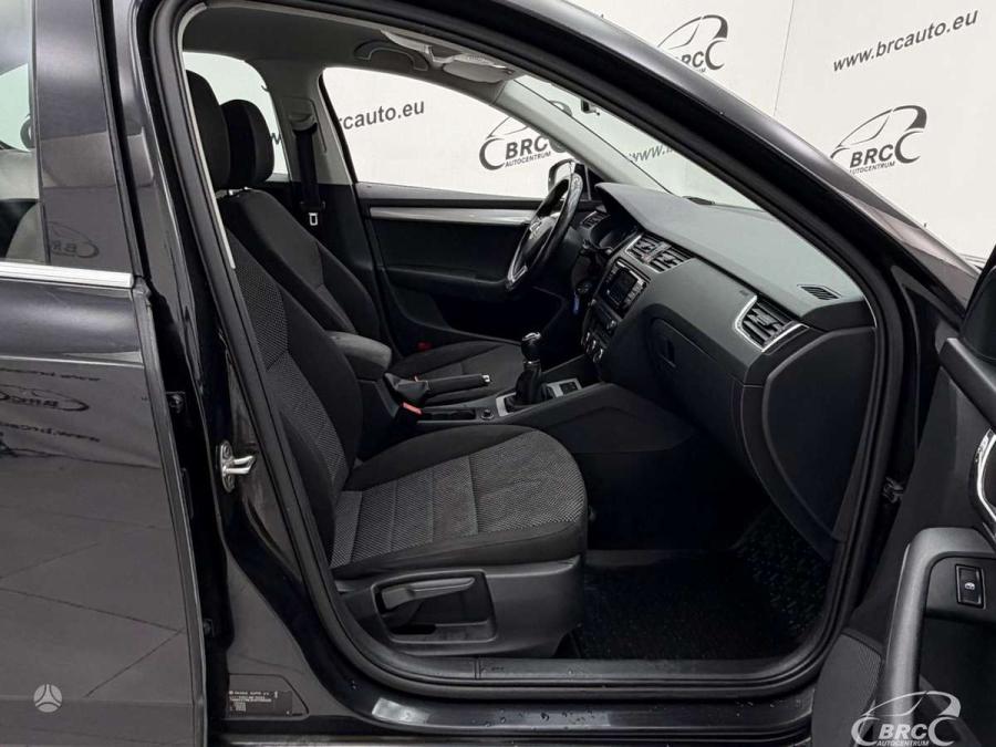 Melns Skoda Octavia 2017 Viļņa, ar dzinēja tilpumu 1.60 L un nobraukumu 202 tūkst. km par 6500 €, foto 6 vietnē AUTOMOTO.COM.LV