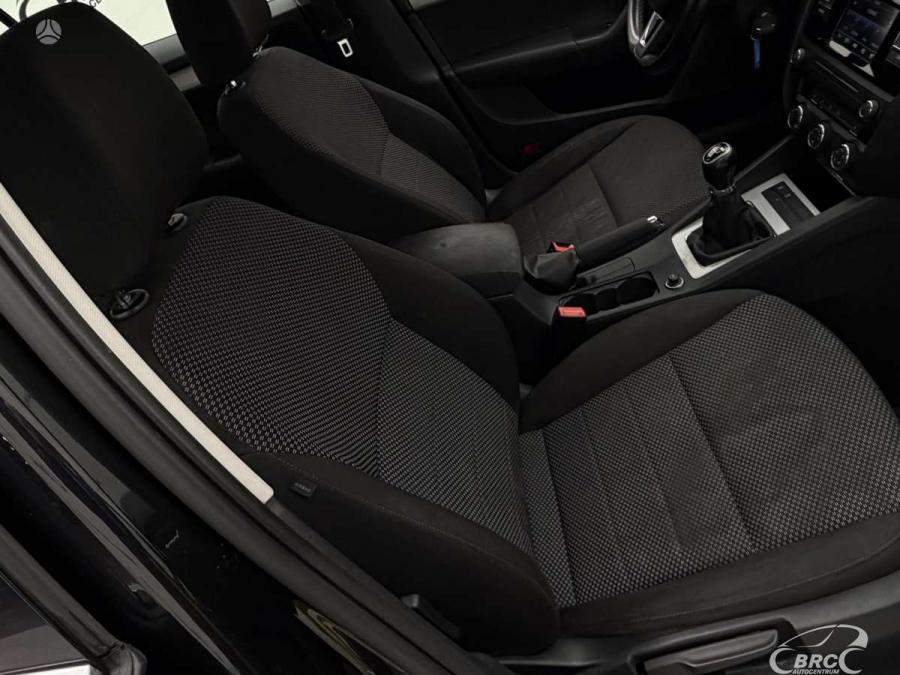 Melns Skoda Octavia 2017 Viļņa, ar dzinēja tilpumu 1.60 L un nobraukumu 202 tūkst. km par 6500 €, foto 7 vietnē AUTOMOTO.COM.LV