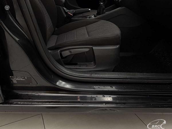 Melns Skoda Octavia 2017 Viļņa, ar dzinēja tilpumu 1.60 L un nobraukumu 202 tūkst. km par 6500 €, foto 7 vietnē AUTOMOTO.COM.LV