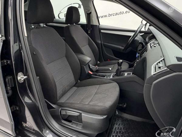 Melns Skoda Octavia 2017 Viļņa, ar dzinēja tilpumu 1.60 L un nobraukumu 202 tūkst. km par 6500 €, foto 8 vietnē AUTOMOTO.COM.LV