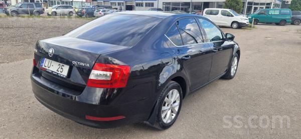 Melns Skoda Octavia 2018 Rīga, ar dzinēja tilpumu 1.00 L un nobraukumu 108 tūkst. km par 9900 €, foto 3 vietnē AUTOMOTO.COM.LV