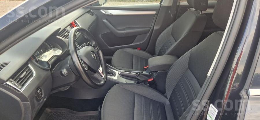 Black Skoda Octavia 2018 in Riga, with an engine capacity of 1.00 L and mileage of 108 thousand km for 9900 €, photo 6 on AUTOMOTO.COM.LV