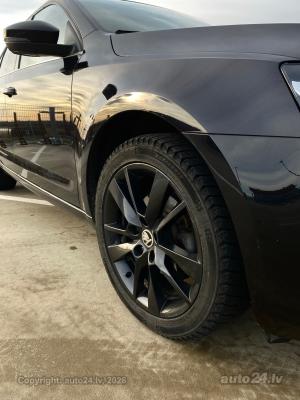 Melns Skoda Octavia 2018 Tallina, ar dzinēja tilpumu 1.60 L un nobraukumu 217 tūkst. km par 13500 €, foto 4 vietnē AUTOMOTO.COM.LV