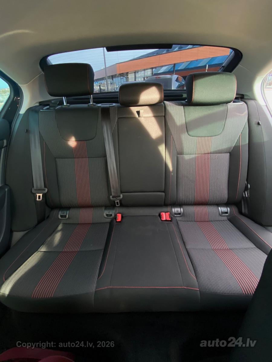 Melns Skoda Octavia 2018 Tallina, ar dzinēja tilpumu 1.60 L un nobraukumu 217 tūkst. km par 13500 €, foto 10 vietnē AUTOMOTO.COM.LV