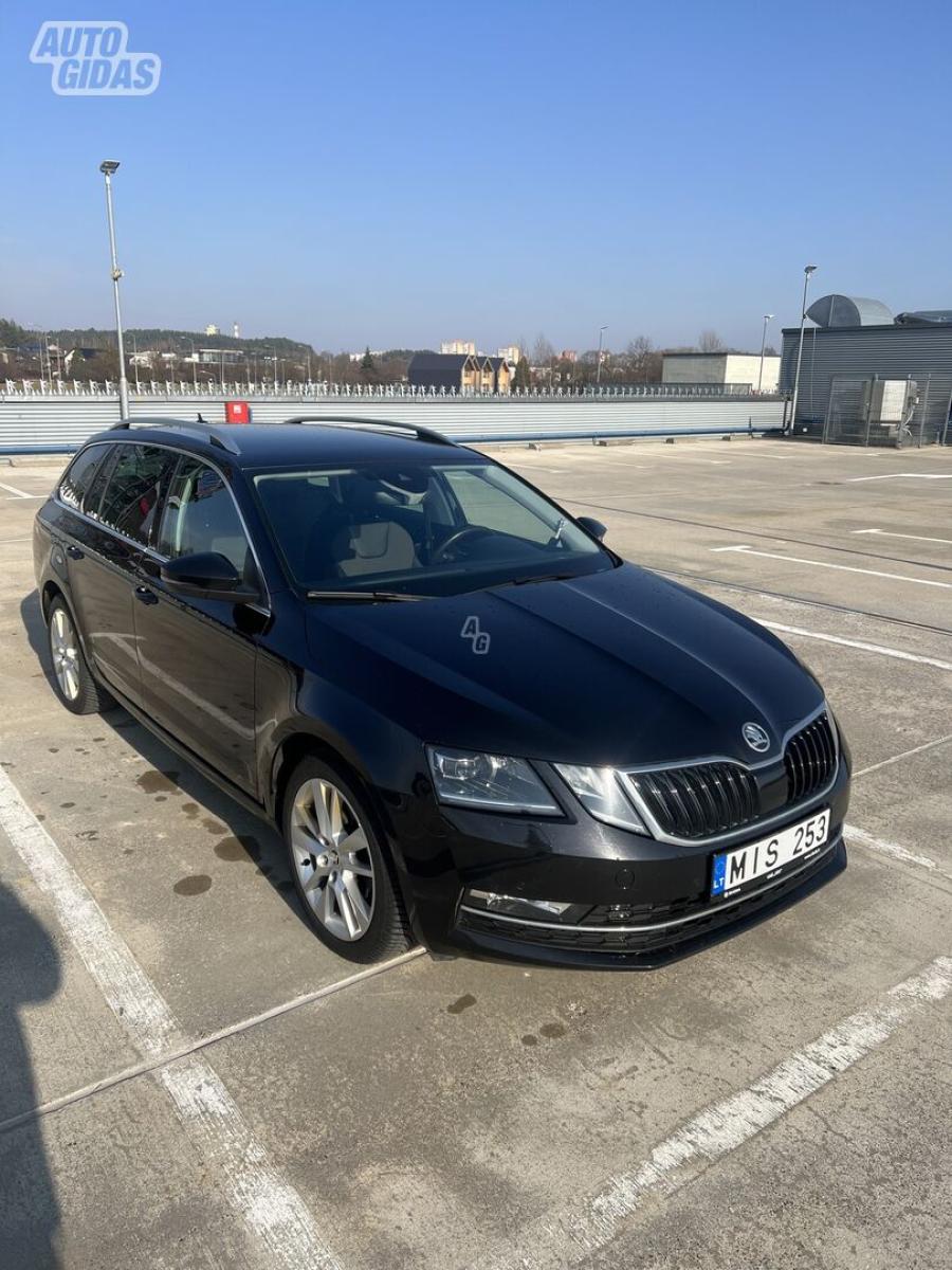 Black Skoda Octavia 2019 in Vilnius, with an engine capacity of 1.60 L and mileage of 227 thousand km for 11200 €, photo 3 on AUTOMOTO.COM.LV