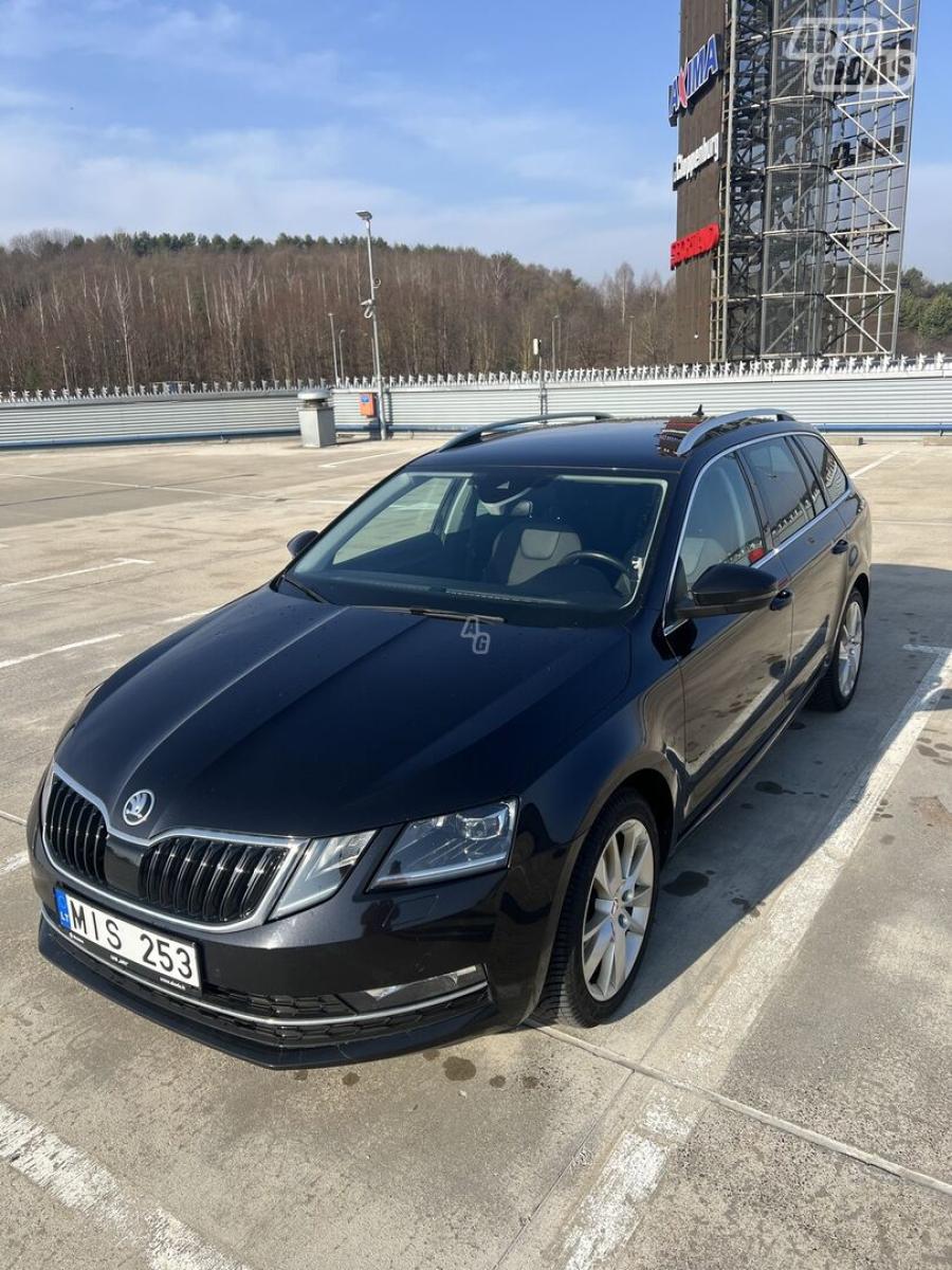 Black Skoda Octavia 2019 in Vilnius, with an engine capacity of 1.60 L and mileage of 227 thousand km for 11200 €, photo 4 on AUTOMOTO.COM.LV