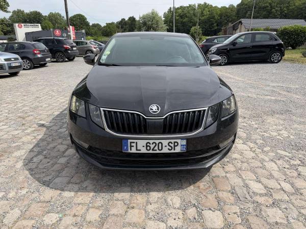 Melns Skoda Octavia 2019 Tauragė, ar dzinēja tilpumu 1.60 L un nobraukumu 165 tūkst. km par 9500 €, foto 2 vietnē AUTOMOTO.COM.LV