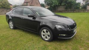 Black Skoda Octavia 2019 in Taurage, with an engine capacity of 1.60 L and mileage of 311 thousand km for 7990 €, photo 4 on AUTOMOTO.COM.LV