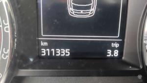 Black Skoda Octavia 2019 in Taurage, with an engine capacity of 1.60 L and mileage of 311 thousand km for 7990 €, photo 16 on AUTOMOTO.COM.LV