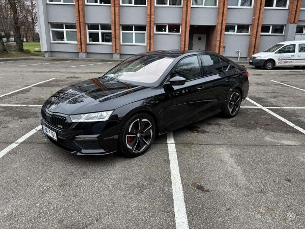 Black Skoda Octavia 2021 in Kaunas, with an engine capacity of 1.98 L and mileage of 64 thousand km for 27500 €, photo 2 on AUTOMOTO.COM.LV