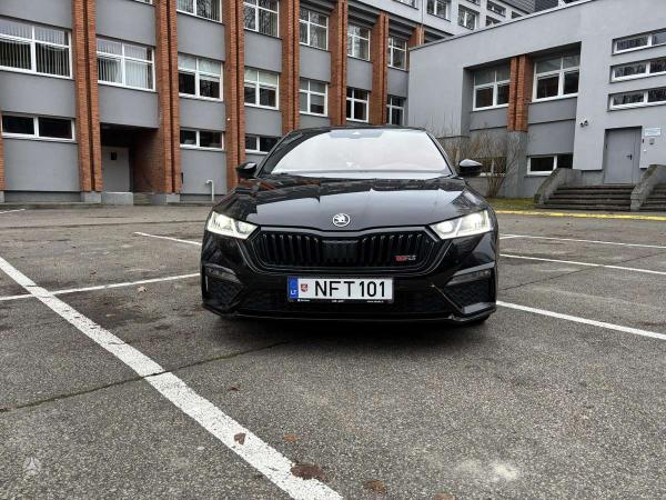 Black Skoda Octavia 2021 in Kaunas, with an engine capacity of 1.98 L and mileage of 64 thousand km for 27500 €, photo 5 on AUTOMOTO.COM.LV