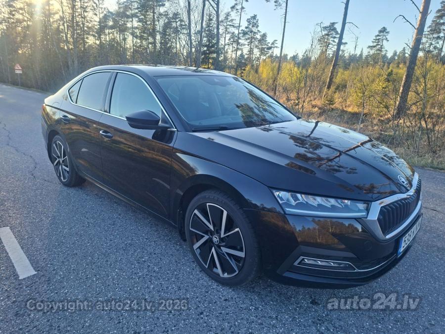 Black Skoda Octavia 2021 in Kuressaare, with an engine capacity of 1.50 L and mileage of 142 thousand km for 17500 €, photo 5 on AUTOMOTO.COM.LV