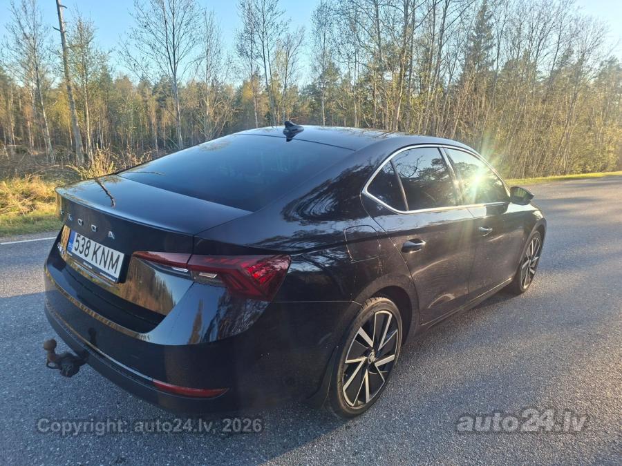 Black Skoda Octavia 2021 in Kuressaare, with an engine capacity of 1.50 L and mileage of 142 thousand km for 17500 €, photo 6 on AUTOMOTO.COM.LV