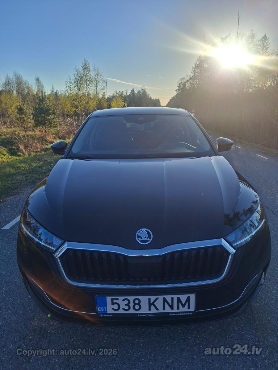 Black Skoda Octavia 2021 in Kuressaare, with an engine capacity of 1.50 L and mileage of 142 thousand km for 17500 €, photo 8 on AUTOMOTO.COM.LV
