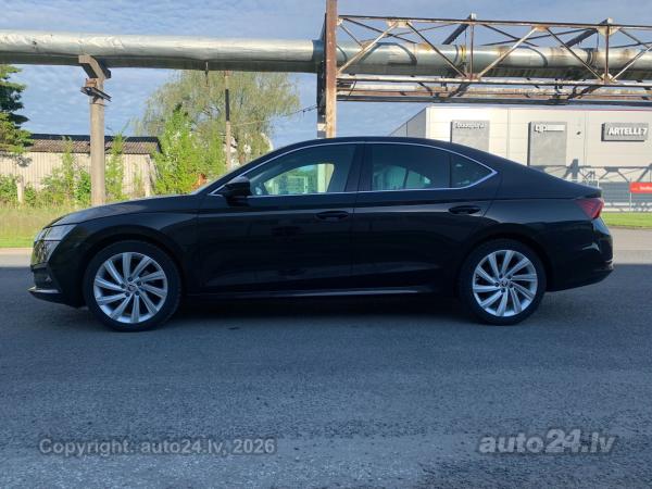 Black Skoda Octavia 2021 in Tallinn, with an engine capacity of 1.50 L and mileage of 129 thousand km for 15900 €, photo 6 on AUTOMOTO.COM.LV