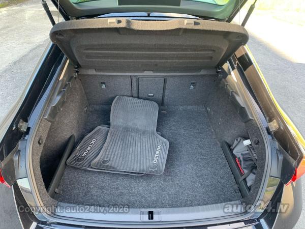 Black Skoda Octavia 2021 in Tallinn, with an engine capacity of 1.50 L and mileage of 129 thousand km for 15900 €, photo 10 on AUTOMOTO.COM.LV