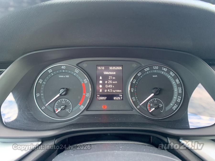 Черный Шкода Октавия 2021 в Таллин, объемом двигателя 1.50 л и пробегом 129 тыс. км за 15900 €, фото 18 на AUTOMOTO.COM.LV