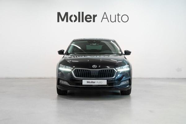 Black Skoda Octavia 2021 in Vilnius, with an engine capacity of 1.40 L and mileage of 145 thousand km for 22500 €, photo 5 on AUTOMOTO.COM.LV