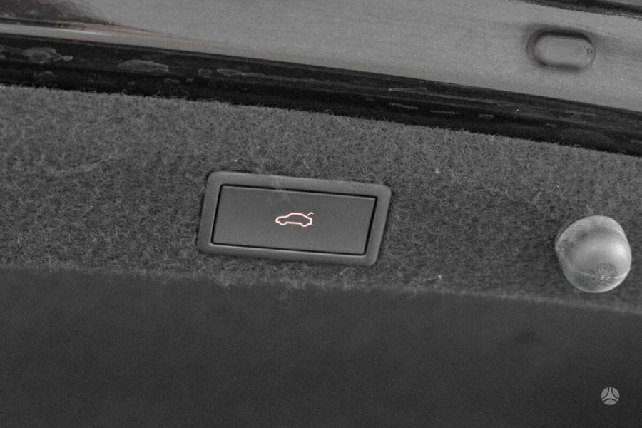 Black Skoda Octavia 2021 in Vilnius, with an engine capacity of 1.40 L and mileage of 145 thousand km for 22500 €, photo 27 on AUTOMOTO.COM.LV