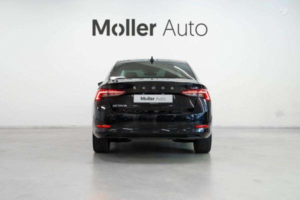 Melns Skoda Octavia 2021 Viļņa, ar dzinēja tilpumu 1.40 L un nobraukumu 145 tūkst. km par 22400 €, foto 7 vietnē AUTOMOTO.COM.LV