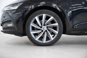Melns Skoda Octavia 2021 Viļņa, ar dzinēja tilpumu 1.40 L un nobraukumu 145 tūkst. km par 22400 €, foto 30 vietnē AUTOMOTO.COM.LV