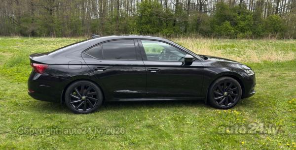 Melns Skoda Octavia 2022 Tallina, ar dzinēja tilpumu 2.00 L un nobraukumu 55 tūkst. km par 30000 €, foto 3 vietnē AUTOMOTO.COM.LV