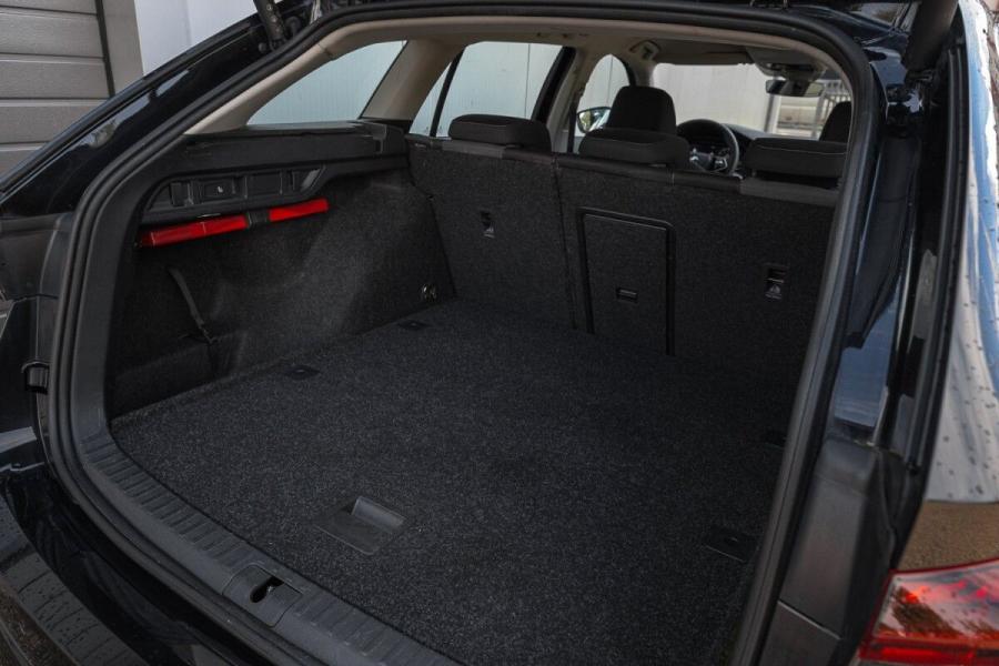 Melns Skoda Octavia 2022 Jelgava, ar dzinēja tilpumu 2.00 L un nobraukumu 169 tūkst. km par 17450 €, foto 12 vietnē AUTOMOTO.COM.LV
