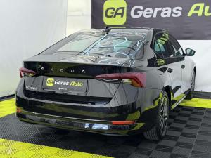 Melns Skoda Octavia 2022 Viļņa, ar dzinēja tilpumu 2.00 L un nobraukumu 218 tūkst. km par 17000 €, foto 5 vietnē AUTOMOTO.COM.LV
