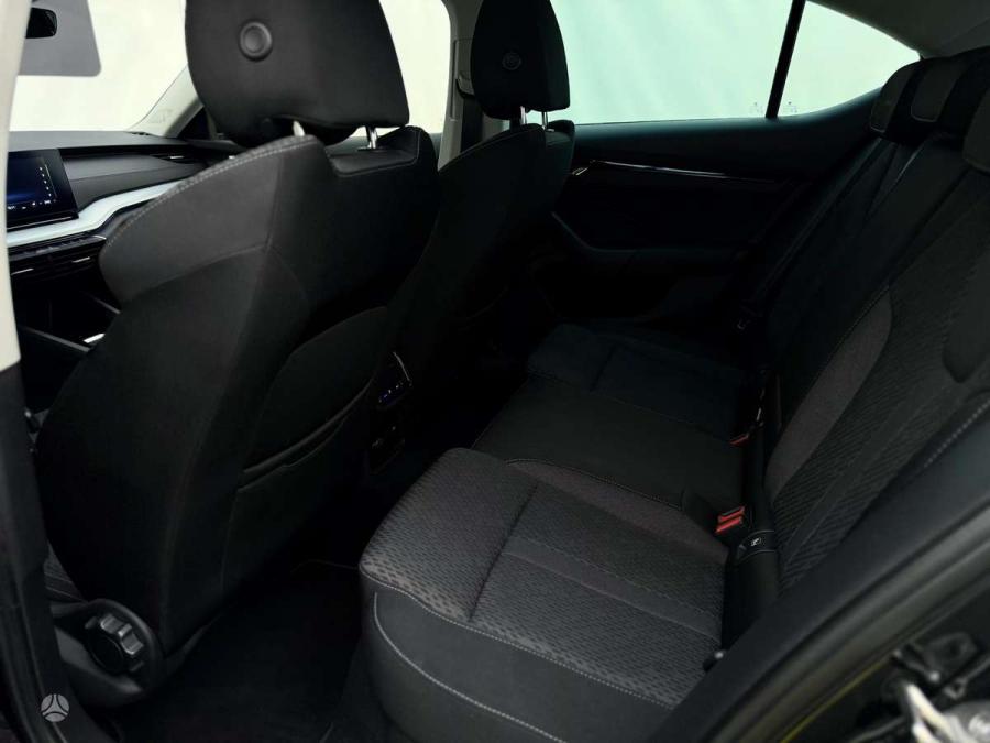 Melns Skoda Octavia 2022 Viļņa, ar dzinēja tilpumu 2.00 L un nobraukumu 218 tūkst. km par 17000 €, foto 12 vietnē AUTOMOTO.COM.LV