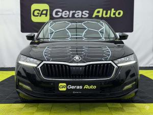 Black Skoda Octavia 2022 in Vilnius, with an engine capacity of 2.00 L and mileage of 218 thousand km for 16500 €, photo 3 on AUTOMOTO.COM.LV