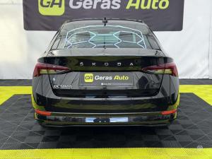Black Skoda Octavia 2022 in Vilnius, with an engine capacity of 2.00 L and mileage of 218 thousand km for 16500 €, photo 6 on AUTOMOTO.COM.LV
