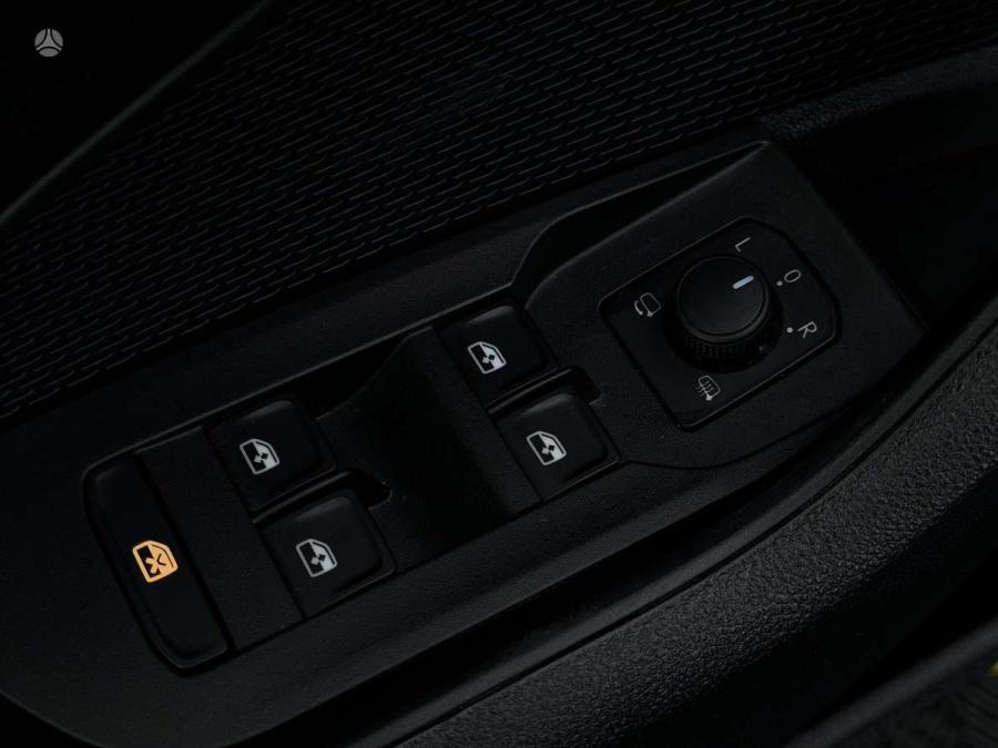 Black Skoda Octavia 2022 in Vilnius, with an engine capacity of 2.00 L and mileage of 218 thousand km for 16500 €, photo 22 on AUTOMOTO.COM.LV