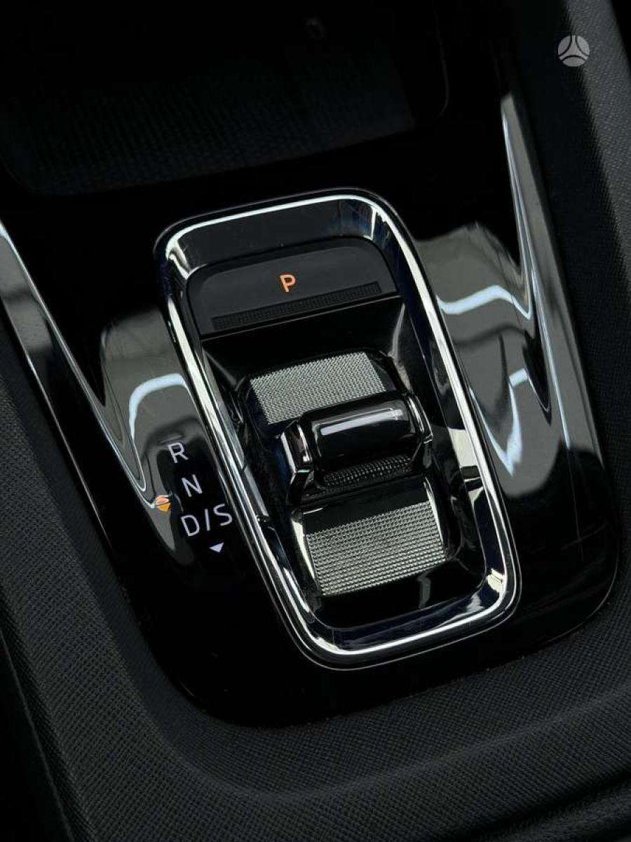 Black Skoda Octavia 2022 in Vilnius, with an engine capacity of 2.00 L and mileage of 218 thousand km for 16500 €, photo 24 on AUTOMOTO.COM.LV