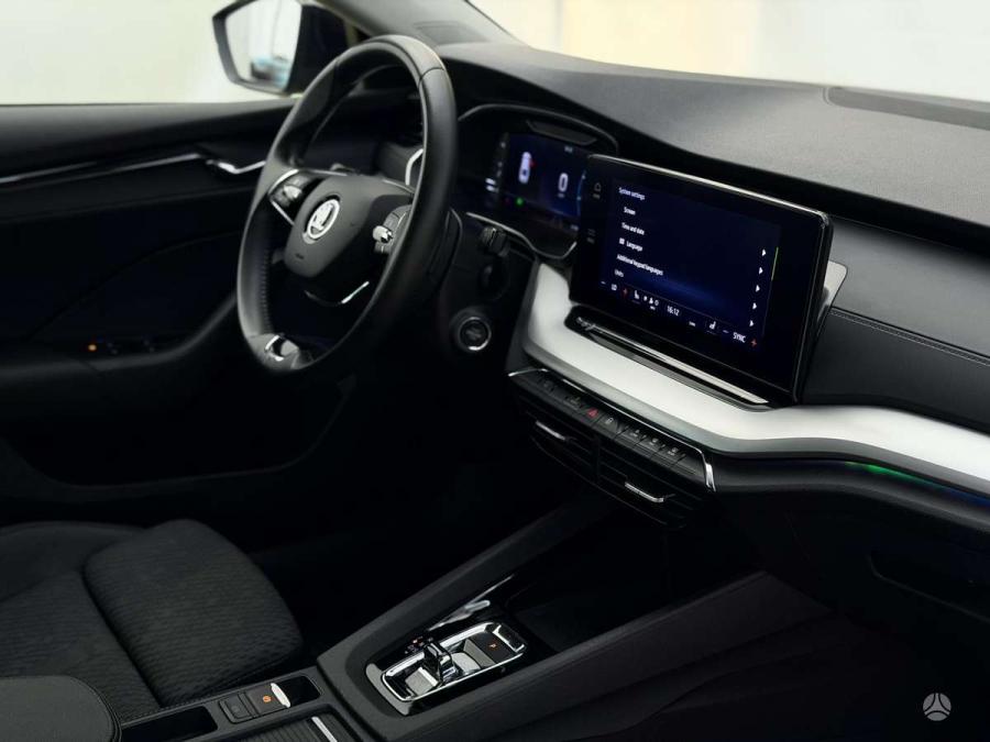 Melns Skoda Octavia 2022 Viļņa, ar dzinēja tilpumu 2.00 L un nobraukumu 218 tūkst. km par 15999 €, foto 16 vietnē AUTOMOTO.COM.LV