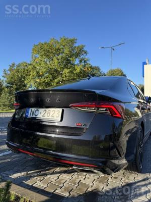 Черный Шкода Октавия 2022 в Рига, объемом двигателя 2.00 л и пробегом 100 тыс. км за 26000 €, фото 7 на AUTOMOTO.COM.LV