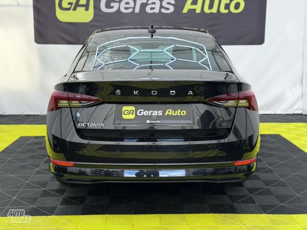 Melns Skoda Octavia 2022 Avižieniai, ar dzinēja tilpumu 2.00 L un nobraukumu 218 tūkst. km par 14999 €, foto 6 vietnē AUTOMOTO.COM.LV
