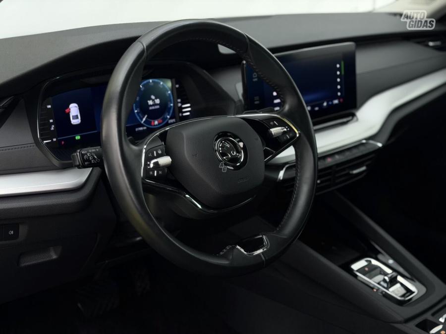 Melns Skoda Octavia 2022 Avižieniai, ar dzinēja tilpumu 2.00 L un nobraukumu 218 tūkst. km par 14999 €, foto 10 vietnē AUTOMOTO.COM.LV