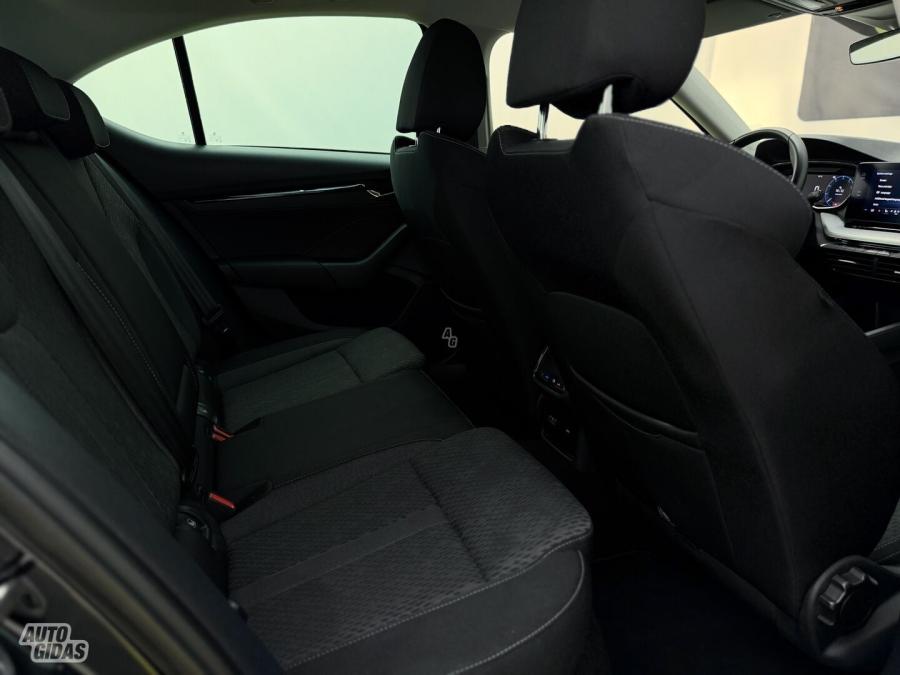 Melns Skoda Octavia 2022 Avižieniai, ar dzinēja tilpumu 2.00 L un nobraukumu 218 tūkst. km par 14999 €, foto 14 vietnē AUTOMOTO.COM.LV