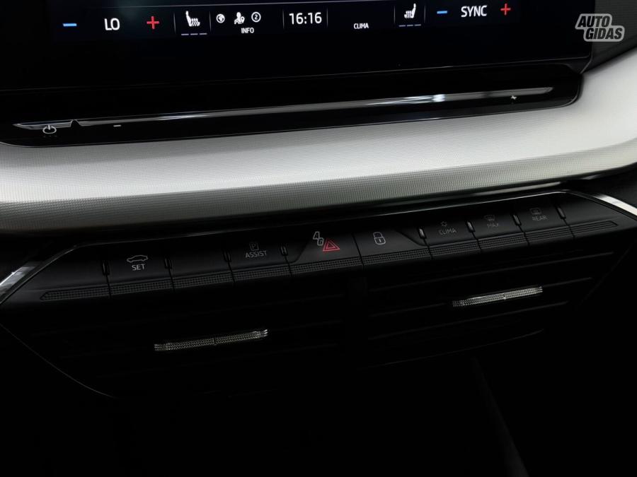 Melns Skoda Octavia 2022 Avižieniai, ar dzinēja tilpumu 2.00 L un nobraukumu 218 tūkst. km par 14999 €, foto 26 vietnē AUTOMOTO.COM.LV