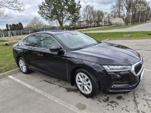 Черный Шкода Октавия 2023 в Каунас, объемом двигателя 1.50 л и пробегом 78 тыс. км за 19500 €, фото 4 на AUTOMOTO.COM.LV