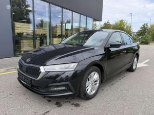 Черный Шкода Октавия 2023 в Каунас, объемом двигателя 1.00 л и пробегом 214 тыс. км за 11800 €, фото  на AUTOMOTO.COM.LV