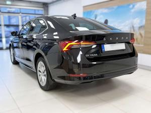 Черный Шкода Октавия 2023 в Каунас, объемом двигателя 1.97 л и пробегом 162 тыс. км за 15800 €, фото 6 на AUTOMOTO.COM.LV