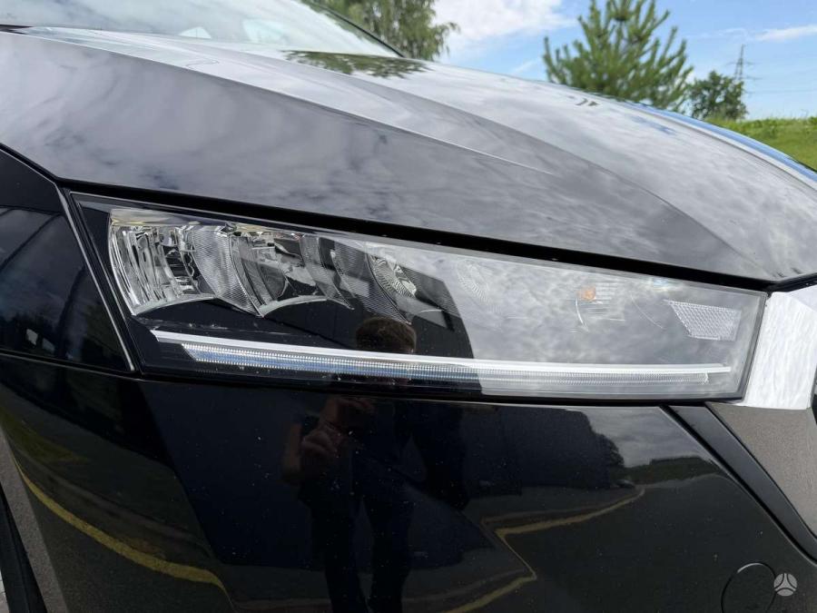 Melns Skoda Octavia 2023 Kauņa, ar dzinēja tilpumu 1.00 L un nobraukumu 214 tūkst. km par 11300 €, foto 14 vietnē AUTOMOTO.COM.LV