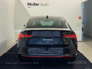 Melns Skoda Octavia 2026 Pērnava, ar dzinēja tilpumu 2.00 L un nobraukumu 5 tūkst. km par 41300 €, foto 4 vietnē AUTOMOTO.COM.LV