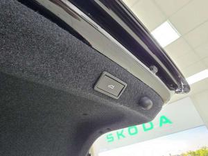 Melns Skoda Octavia 2026 Šauļi, ar dzinēja tilpumu 1.50 L un nobraukumu 0 tūkst. km par 31180 €, foto 12 vietnē AUTOMOTO.COM.LV