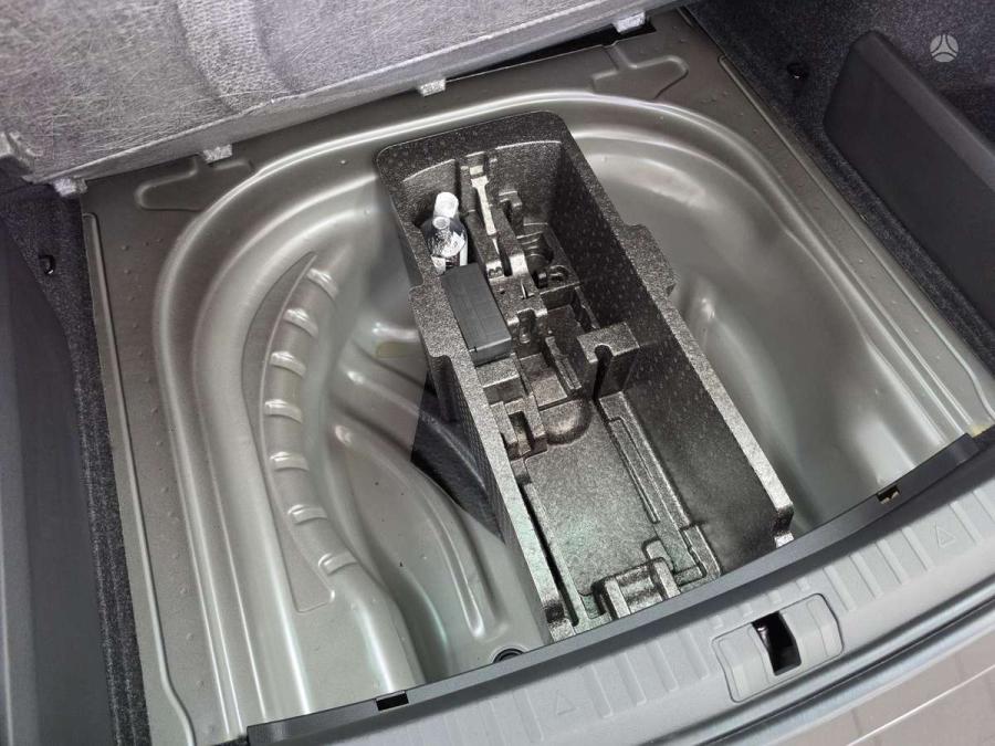 Melns Skoda Octavia 2026 Šauļi, ar dzinēja tilpumu 1.50 L un nobraukumu 0 tūkst. km par 31180 €, foto 13 vietnē AUTOMOTO.COM.LV